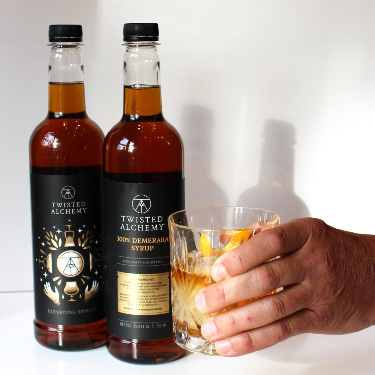25.4oz RICH DEMERARA SYRUP - makes about 100 Old Fashioneds – Twisted ...